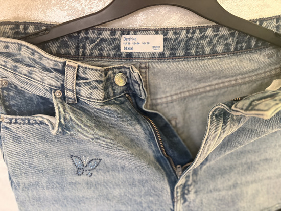 Bershka iscepane farmerice