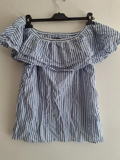 Ginatricot majica..vel.S/M