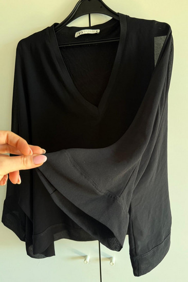 ZARA crna bluza