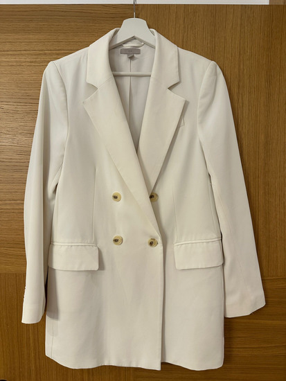 H&M beli sako