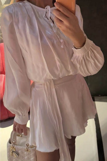 Bela haljina