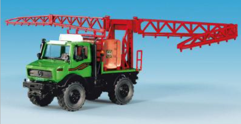 NEW! Kibri 11126 Unimog with Fertilisation Set