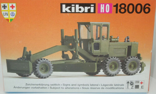 NEW! Kibri 18006 Road Leveller 3 -axle Bundeswehra