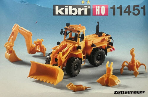 NEW! Kibri 11451 Wheel Loader with Interchangeable Attachmenrs