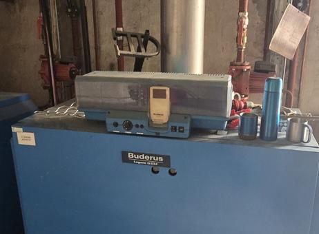 Građevinska mašina Buderus Logano Buderus Logano G334 gázkazánok (130 kW)