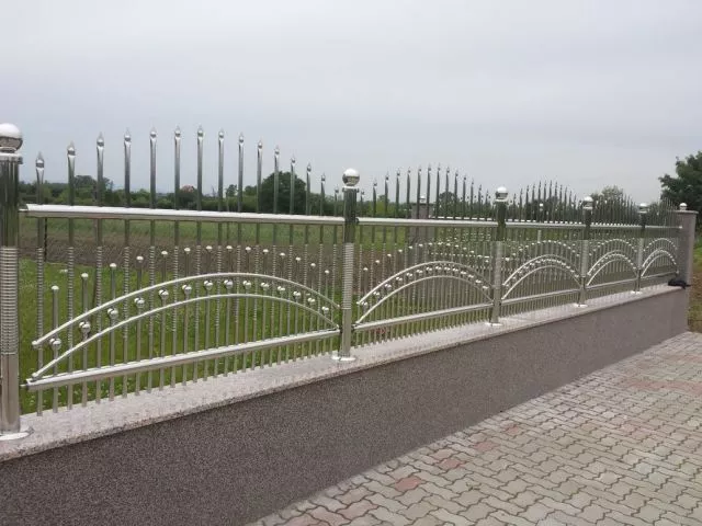 PROHROMSKA OGRADA 018