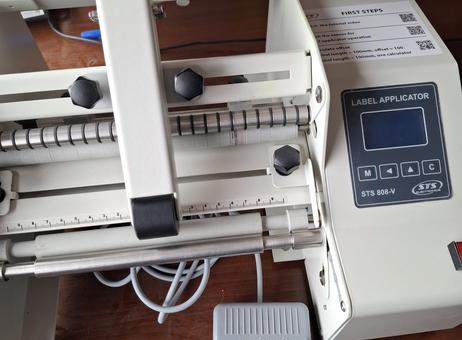 Labeller STS 808-V