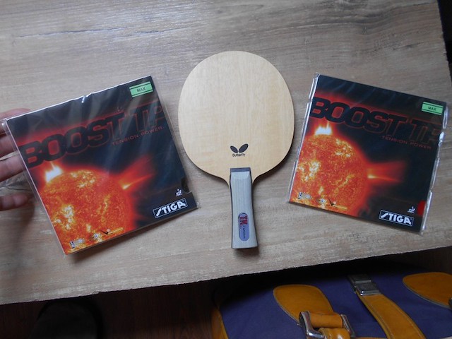Kvalitetan reket za stoni tenis (O 10) za rekreativce