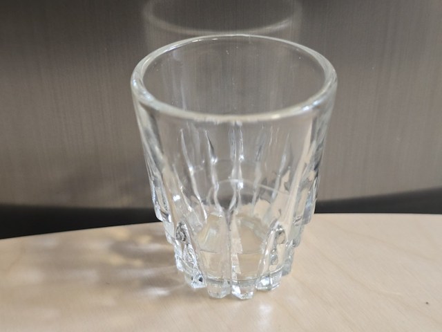 Čaša za kratka pića 5 cm visina 4 prečnik 1 komad
