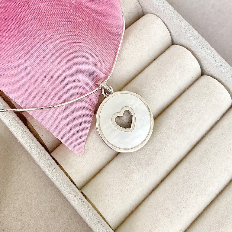 Srebrna ogrlica „Pearl Heart“ L212