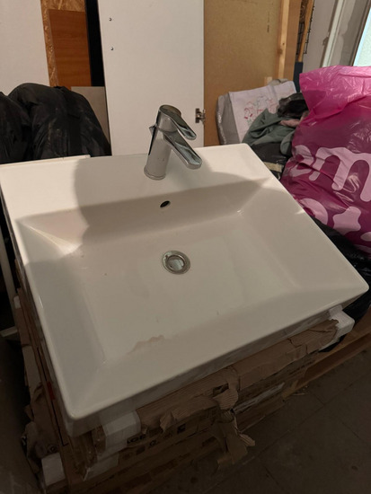 Lavabo sa dodatcima