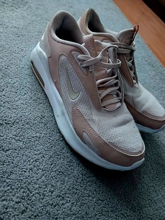 Nike Air Max ženske patike - Model: Nike Air Max (serija sa vidljivim