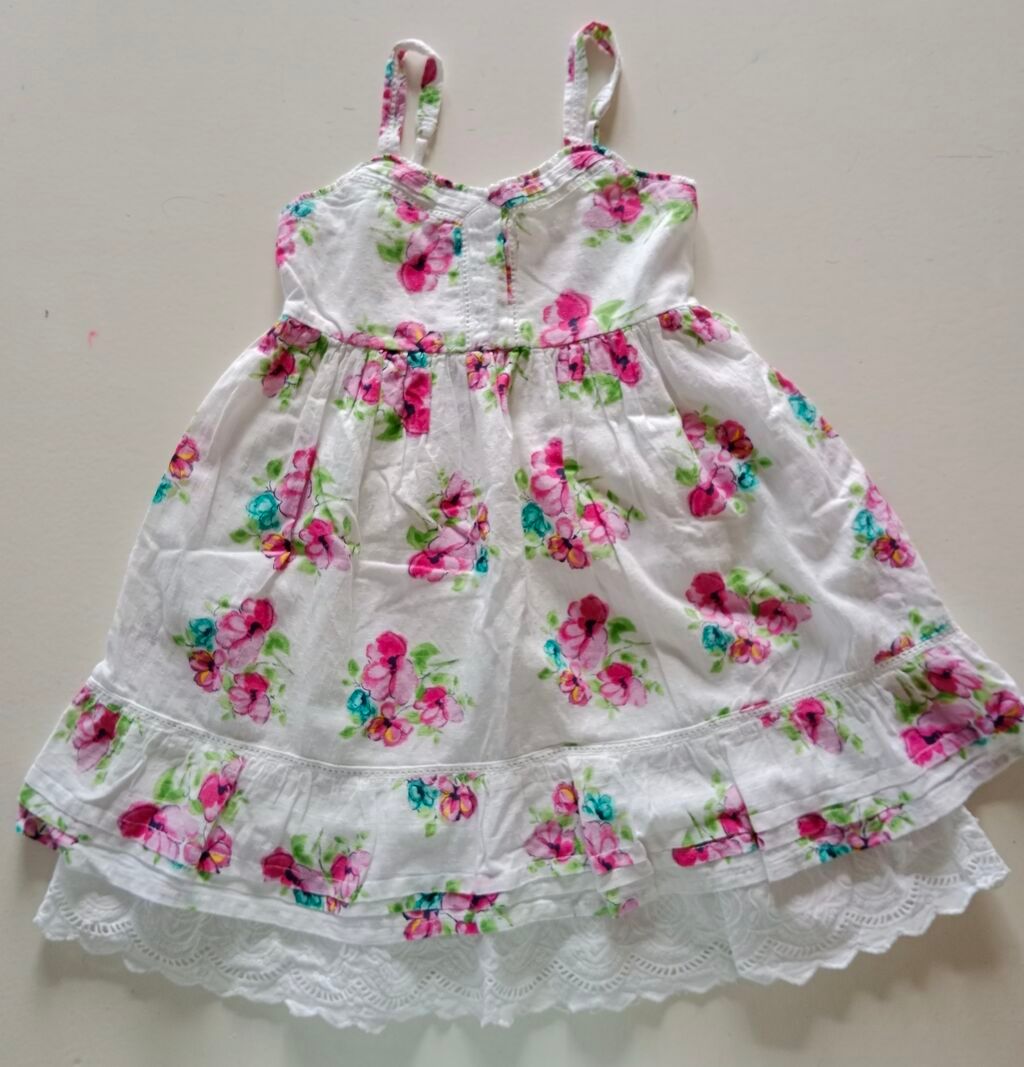 Zara kids haljinica za devojčice   Veličina 4 - 5 god 110 cm Čist pamuk