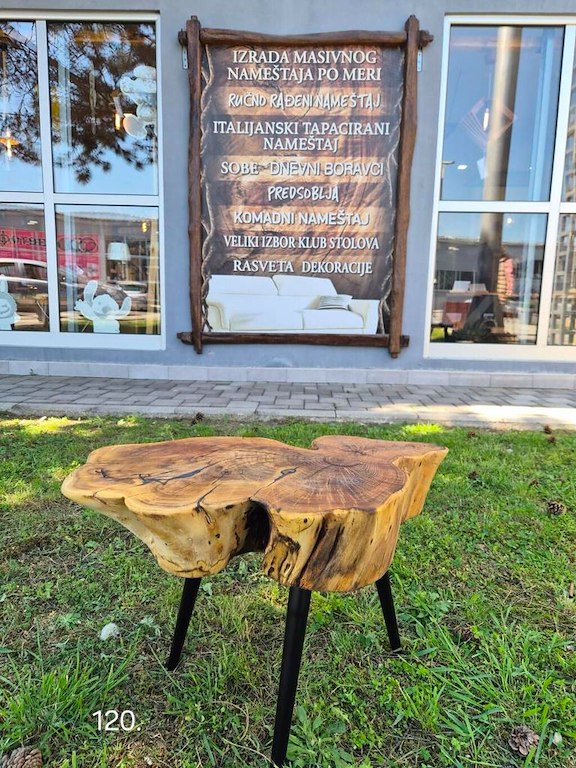 Klub sto napravljen od unikatnog panja Dimenzije: 66x40 H 42,5
