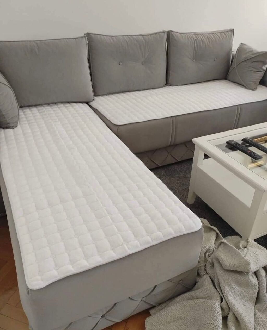 Plišani flekeri za trosed,dvosed i fotelju -3000 dinara