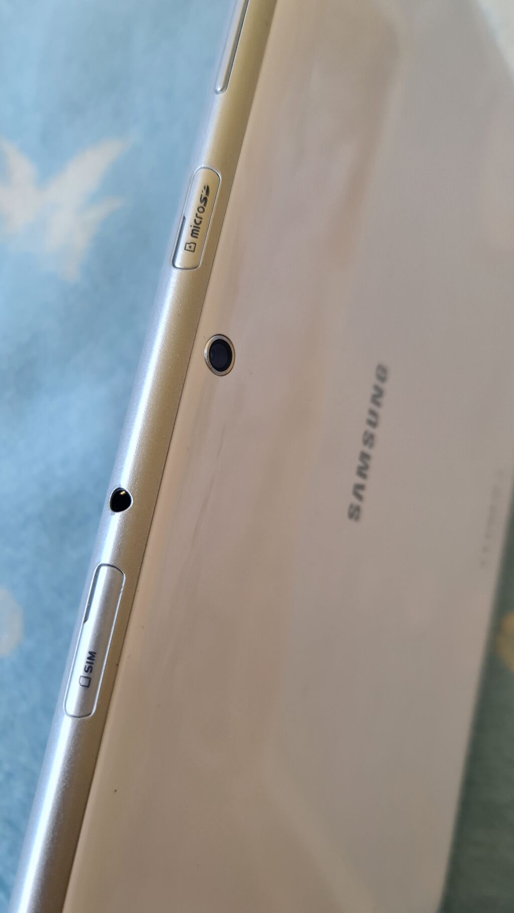 Samsung Galaxy Tab 2 10.1 (P5100) – 10.1" tablet sa 3G podrškom -