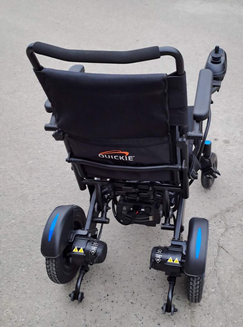 Električna invalidska kolica Q50 R - Kompaktna, sklopiva električna