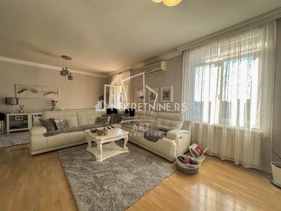 London, Kralja Milana, mereno 200m2 ID#7128