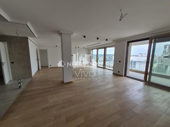 Stojana Protića,229m2,2/7 ID#1757