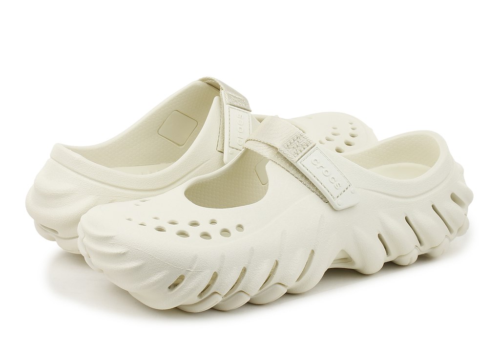 Crocs 
Zatvorene papuče
- Echo Mary Jane Clog