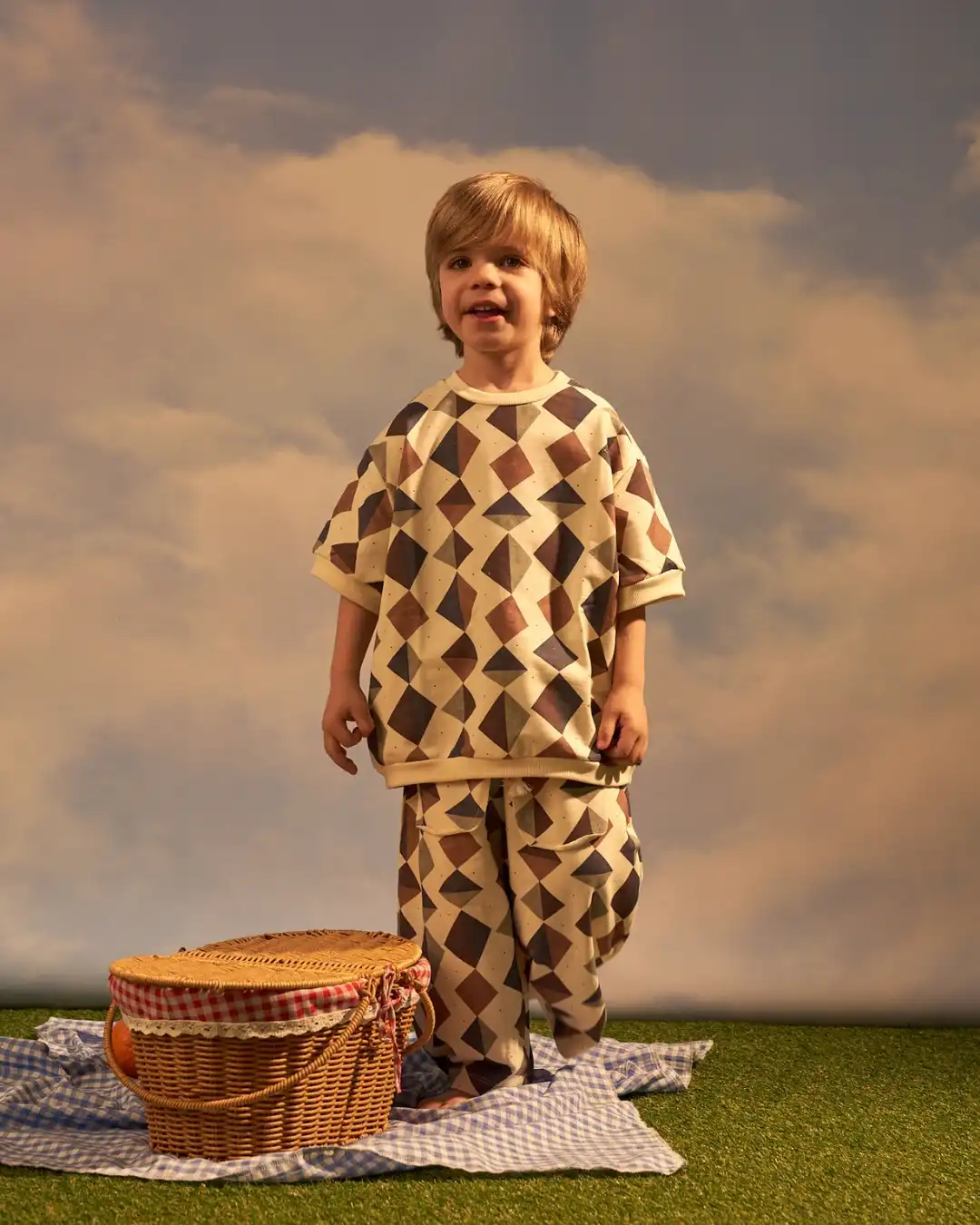 Oversize komplet majica i pantalone sa printom Little Shapes