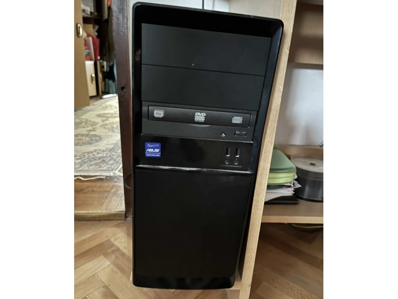 Intel 2.4ghz, 4bg ram, 360gb hard