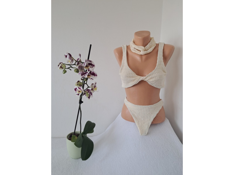NOV Nasty Gal textured kupaći vel 38 + traka