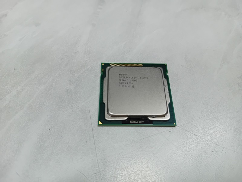 i5 2400 3100mhz 1155 socet ispravan