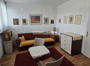 Izdavanje Stan - Beograd, Novi Beograd: Paviljoni - Pariske komune - Ikarus