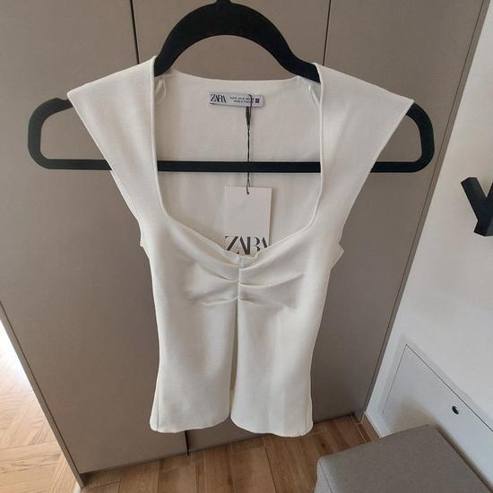 Nova Zara bluza sa etiketom