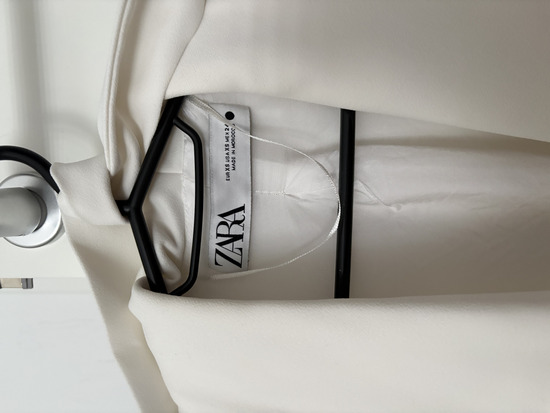 Zara sako beli