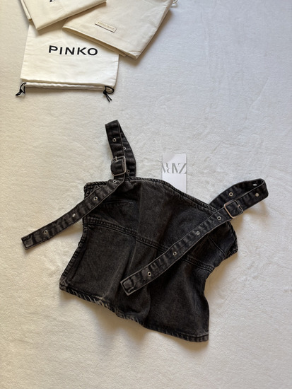 Zara nov teksas top