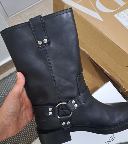 ZARA NOVE CIZMICE 40