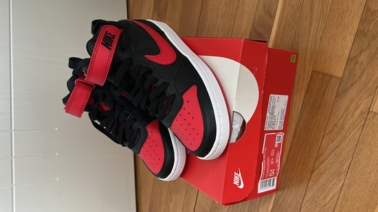 Nike duboke kožne patike