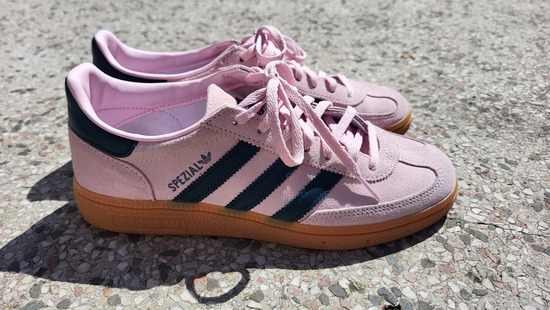 ADIDAS spezial