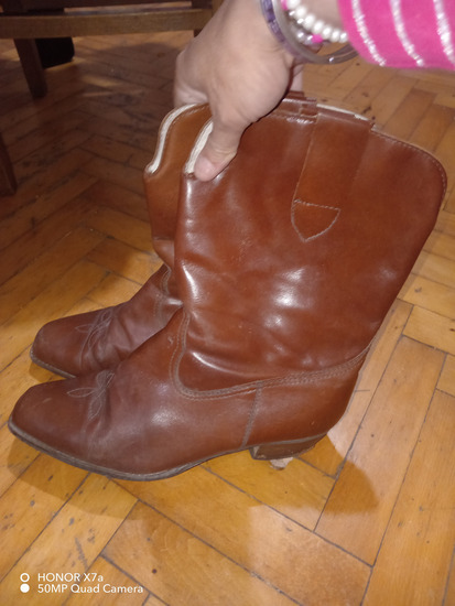 Kozne kaubojke 41 broj