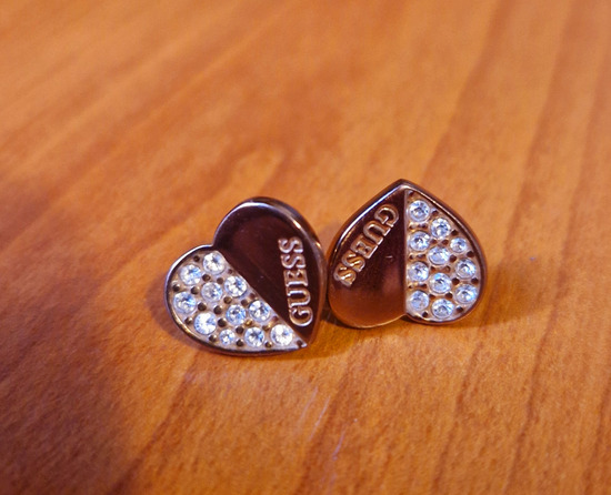 Guess rose gold