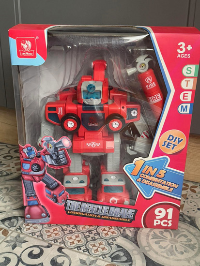 Set robot kamioni - novo
