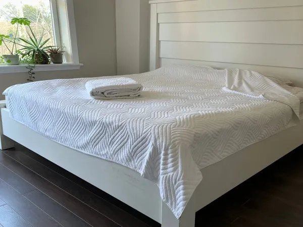 Letnji frotirni prekrivač – Sara – 200x200cm Bela boja