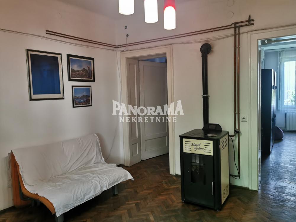 Lomina, Četvoroiposoban stan na prodaju, 93m2, 389.000€