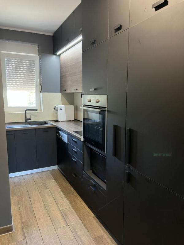 Četvorosoban stan na prodaju, 73m2, 175.000€