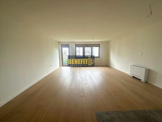 Vračar, ekskluzivan stan, 100m2, 4.0,bez provizije