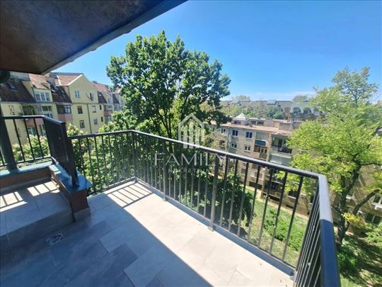 Trosoban stan 62 m², Detelinara, Novi Sad, 5. spra