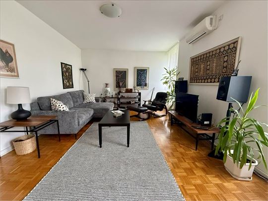 Kalenić pijaca, renoviran, odličan, ID 9240