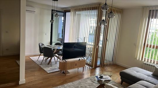 Blok 11, Trešnjin cvet, 67m2