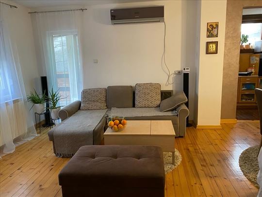 Hitna prodaja! Surčin, kuća od 206m2