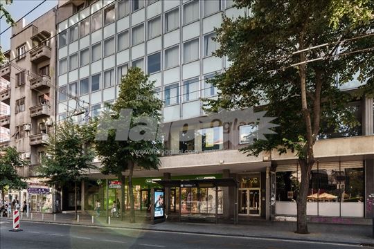 Opremljen prostor/Furnished office space