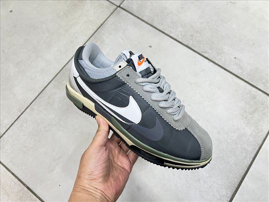 Nike cortez social 4.0 gay