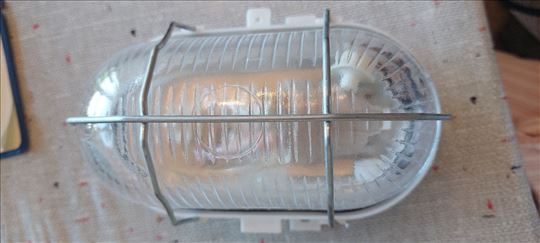 Nova brodska lampa