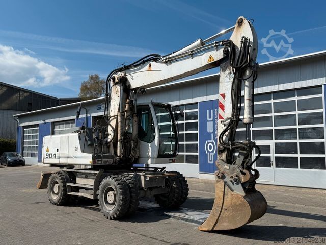 Točkaš bager
LIEBHERR A 904 C Litronic Mobilbagger *14.296h